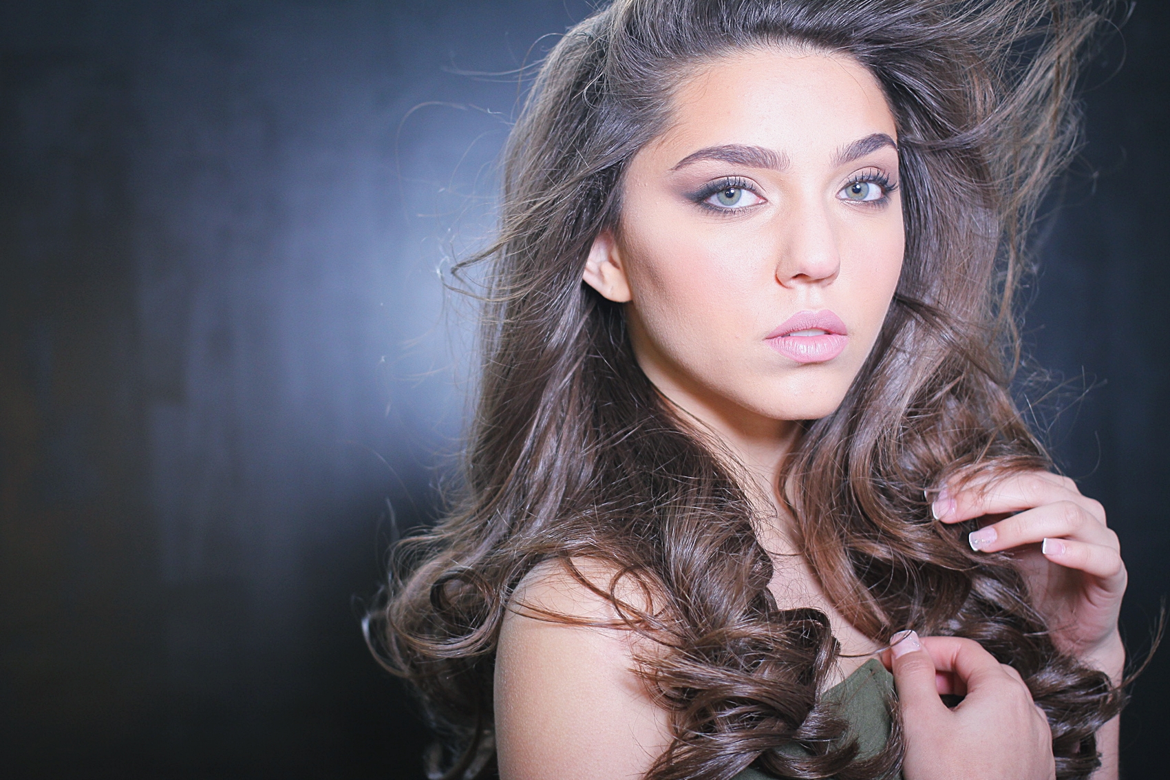 Mor Glam Makeup & Hair Artist – מאפרת ומעצבת תסרוקות לכלות ולאירועים